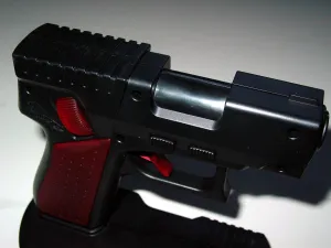 MonsterGecko Pistol Mouse FPS Review - Phoronix