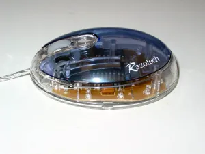 Razotech UFO Mouse Review - Phoronix