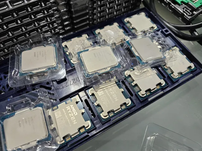 Linux 6.7 Overhauls x86 CPU Microcode Loading - Phoronix