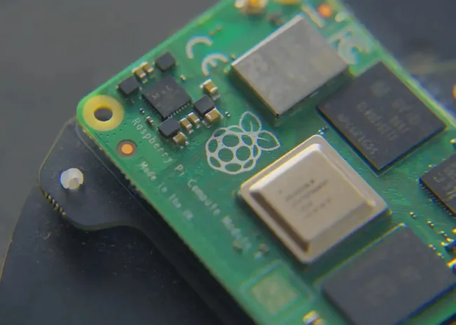 Raspberry Pi CM4 Now Available With "Extended Temperature" Variants ...