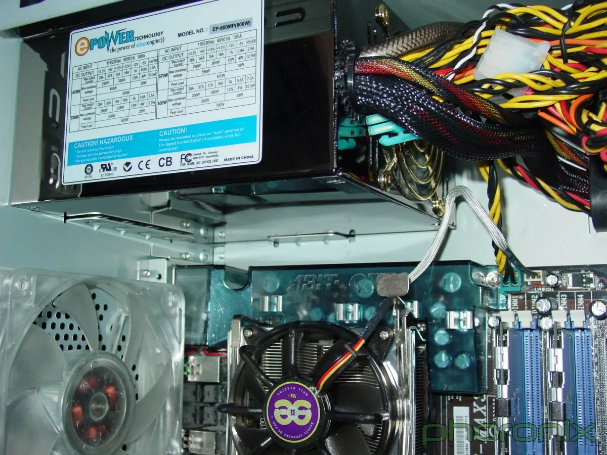 [Phoronix] NZXT Trinity Gaming Chassis Image (Nzxt Trinity Psu)