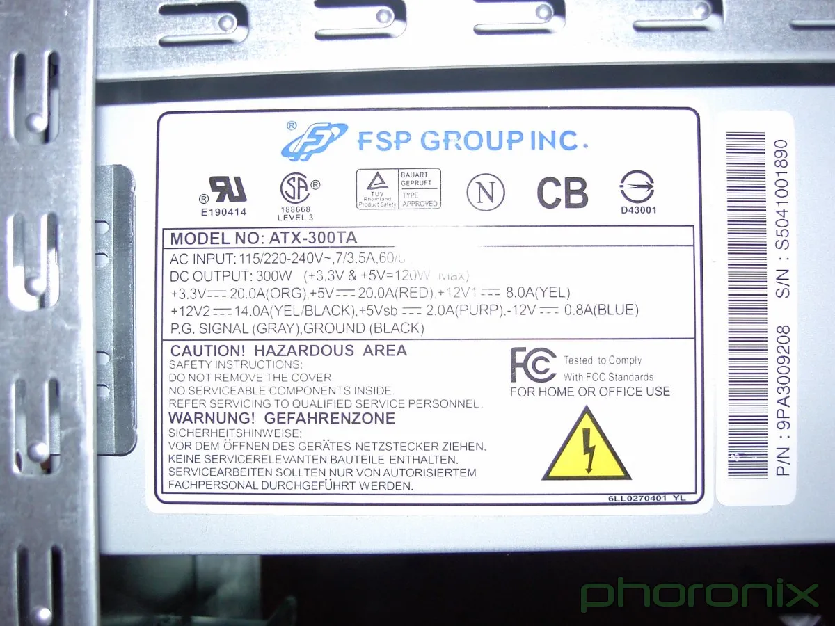 [Phoronix] Foxconn TV-544 & TP-544 ATX Towers Image (Foxconn Tv544 Psu)