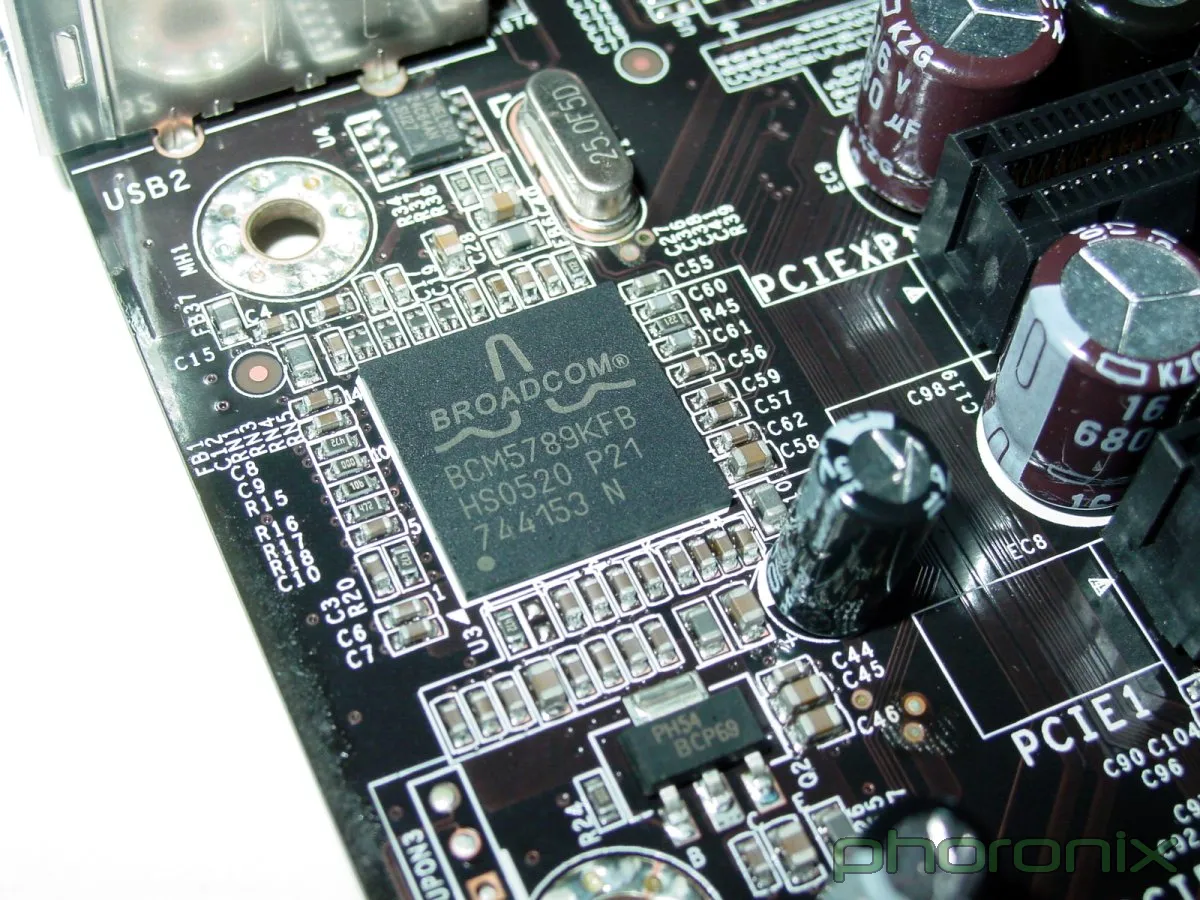 [Phoronix] Abit AW8 (i955X) Image (Abit Aw8 Network)