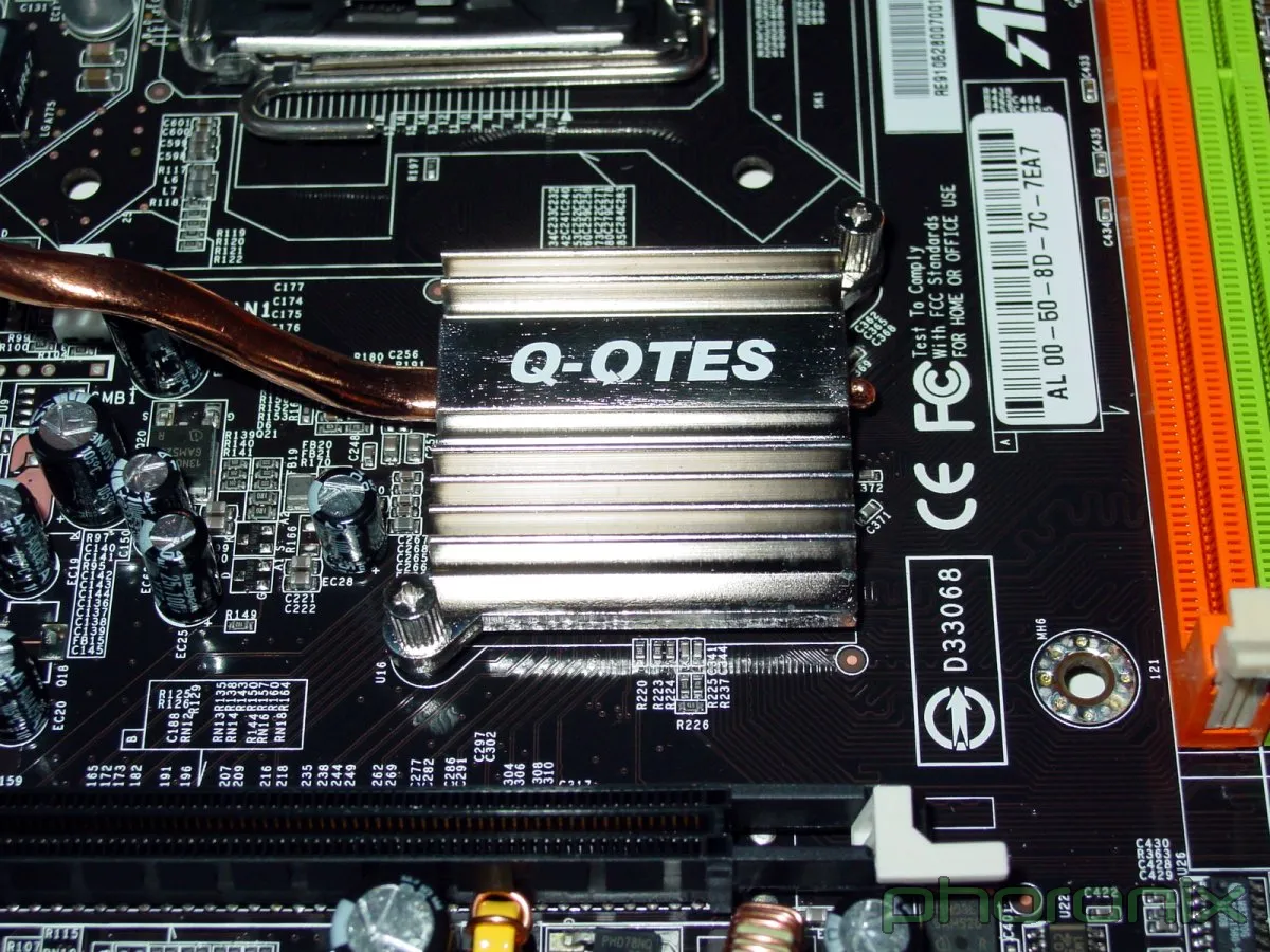 [Phoronix] Abit AW8 (i955X) Image (Abit Aw8 Northbridge)