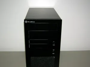 SilverStone Temjin TJ08 Review - Phoronix