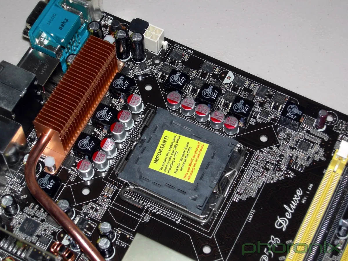 [Phoronix] ASUS P5B Deluxe Image (Abit P5b Cpu)