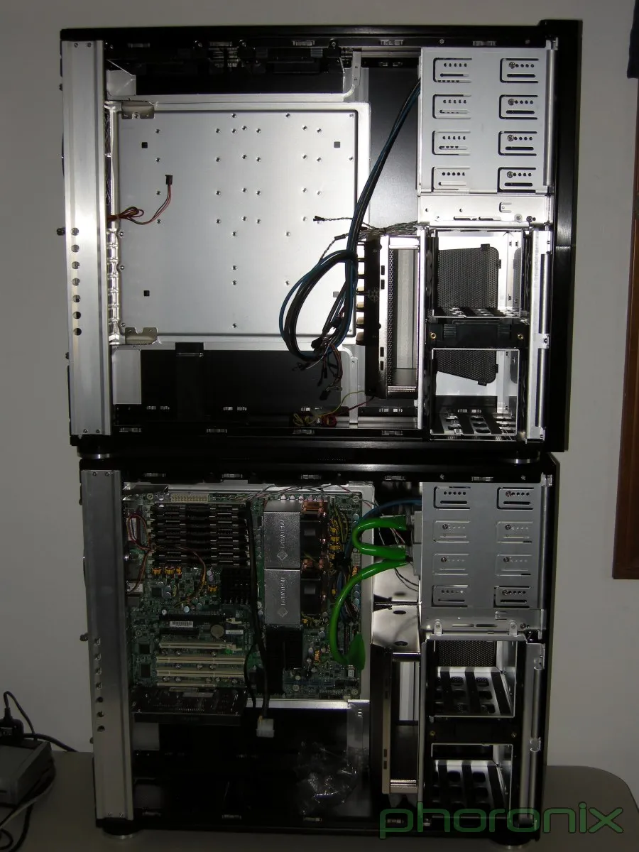 [Phoronix] SilverStone Temjin TJ10 Image (Silverstone Tj10 Compare2)