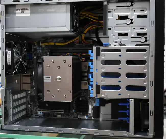 AMD EPYC 4004 Benchmarks: Outperforming Intel Xeon E-2400 With ...