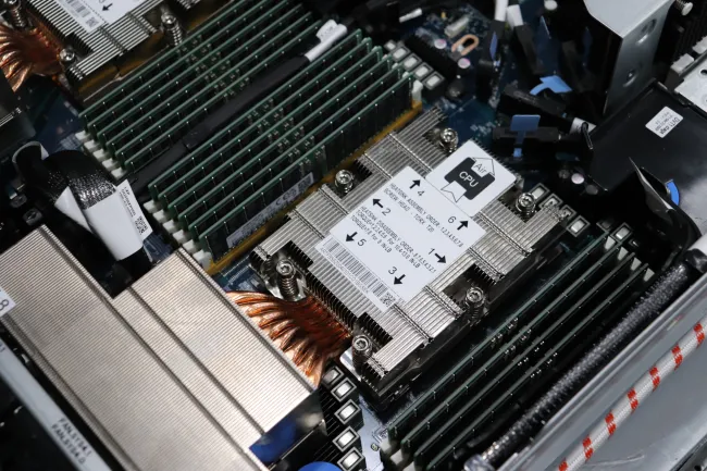 AMD EPYC 9554 & EPYC 9654 Benchmarks - Outstanding Performance For ...