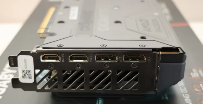 AMD Radeon RX 9070 + RX 9070 XT Linux Performance Review - Phoronix