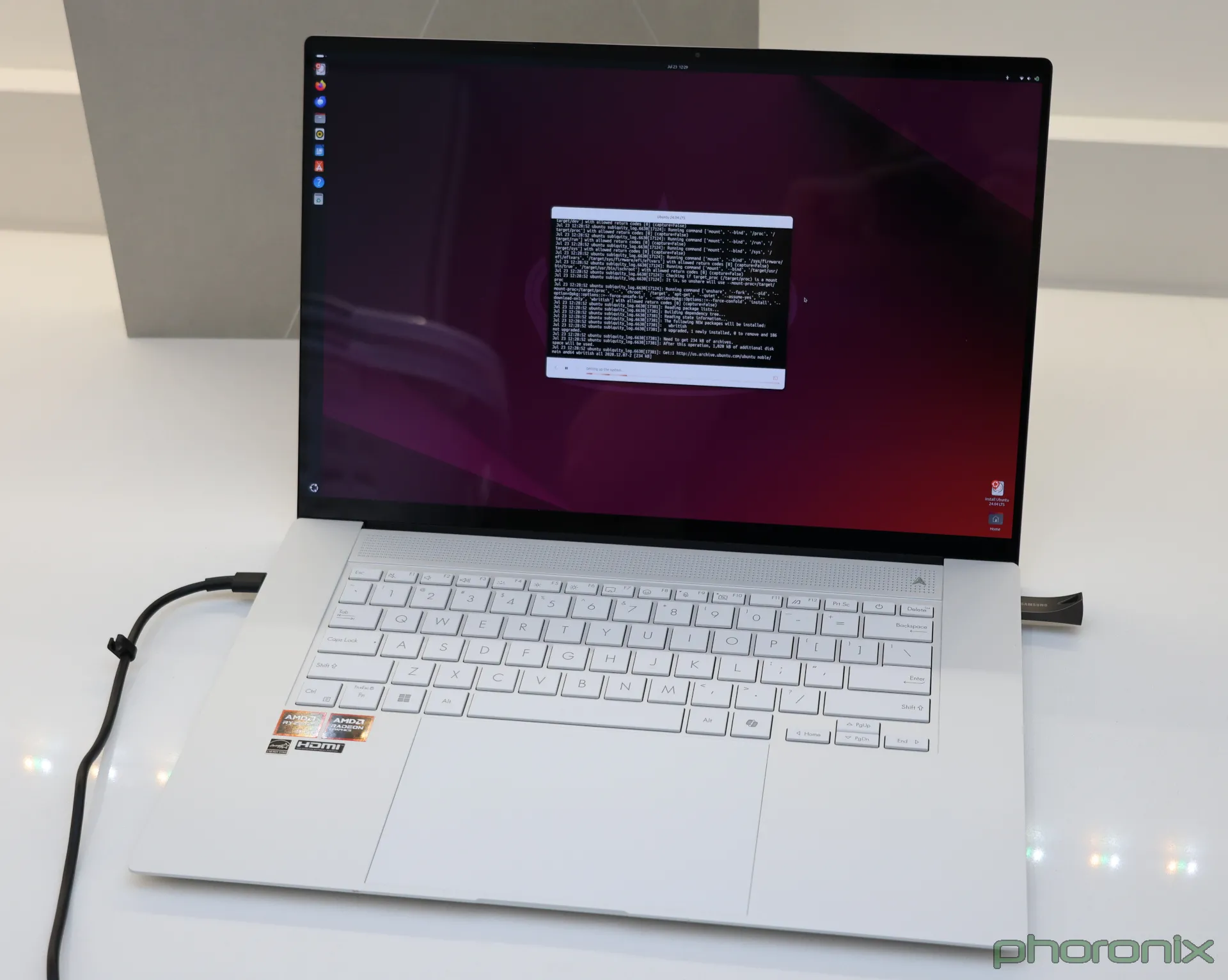 [Phoronix] AMD Ryzen AI 9 HX 370: 100+ Benchmarks Validate Zen 5's ...