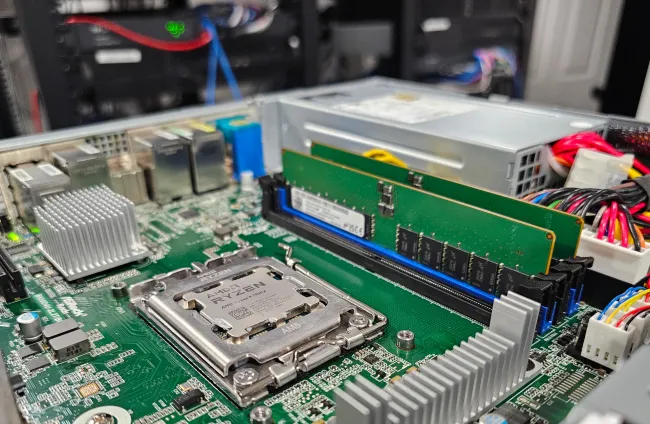 Memtest86+ 7.0 Released With IMC Polling & Initial ECC Polling - Phoronix