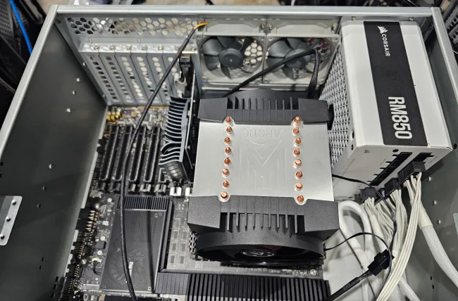 Arctic Freezer 4U-M Is A Nice 4U Cooler Capable Of Cooling High-End AMD & Intel CPUs - Phoronix ...