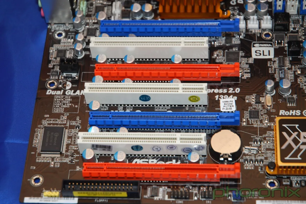 [Phoronix] ASRock X58 SuperComputer Image (Asrock X58 Mobo5)