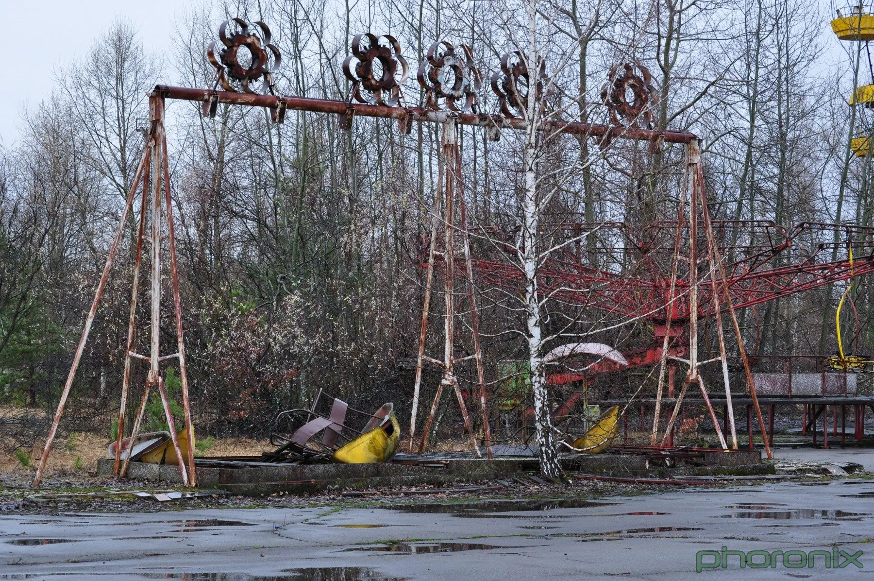 [Phoronix] Touring Chernobyl In 2010: Another Pripyat Ride