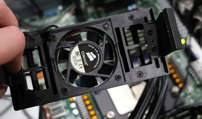 Corsair Vengeance Airflow Memory Cooling For DDR5 Server RAM Review ...