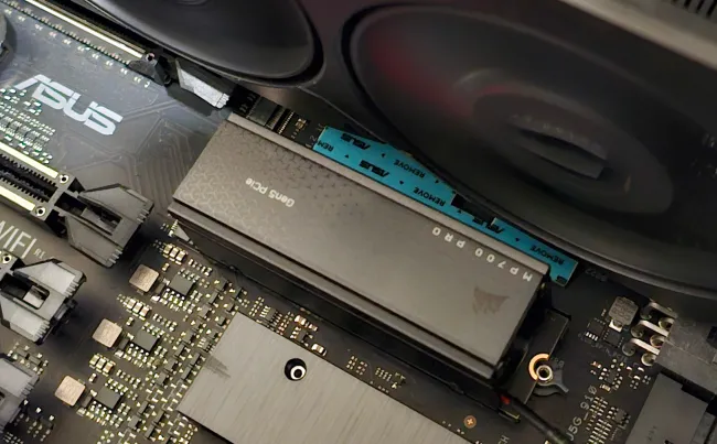 Corsair MP700 PRO 2TB PCIe Gen5 NVMe SSD Review - Phoronix