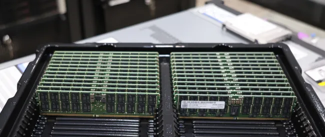 Revisiting DDR5-6400 vs. MRDIMM-8800 Performance With Intel Xeon 6 ...