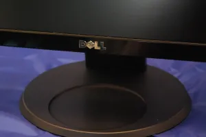 Dell S2409W 24-inch LCD Review - Phoronix