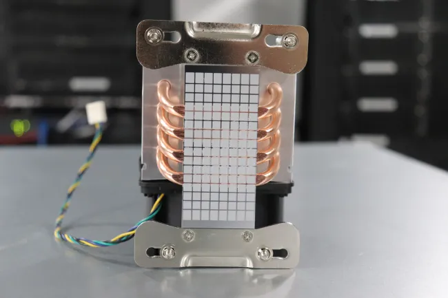 Dynatron A39 - A Good Heatsink For Threadripper/EPYC 4U Systems - Phoronix