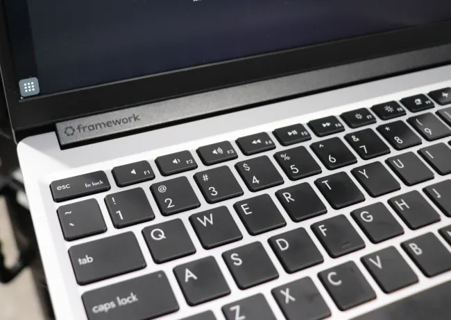 Framework 13 With AMD Ryzen 7040 Series Makes For A Great Linux Laptop ...