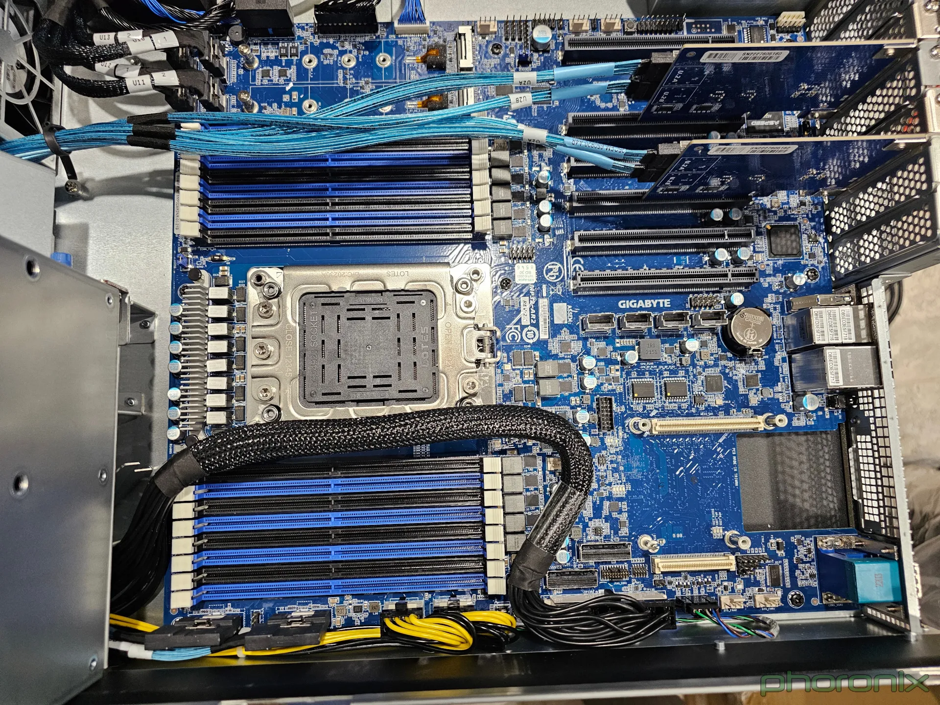 [Phoronix] Gigabyte G242-P36: A Great Ampere Altra Max Platform For AI ...