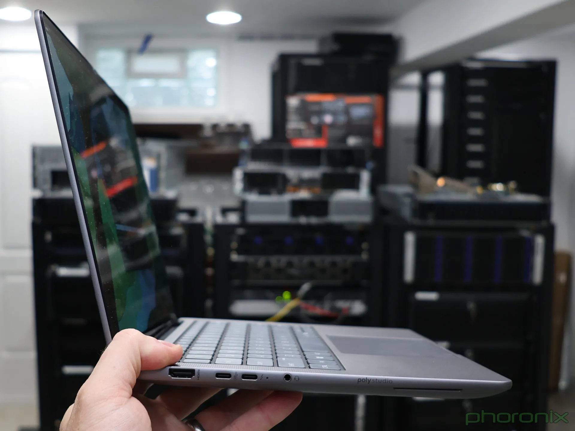 [Phoronix] HP ZBook Ultra G1a: An Incredible, Powerful Mobile ...