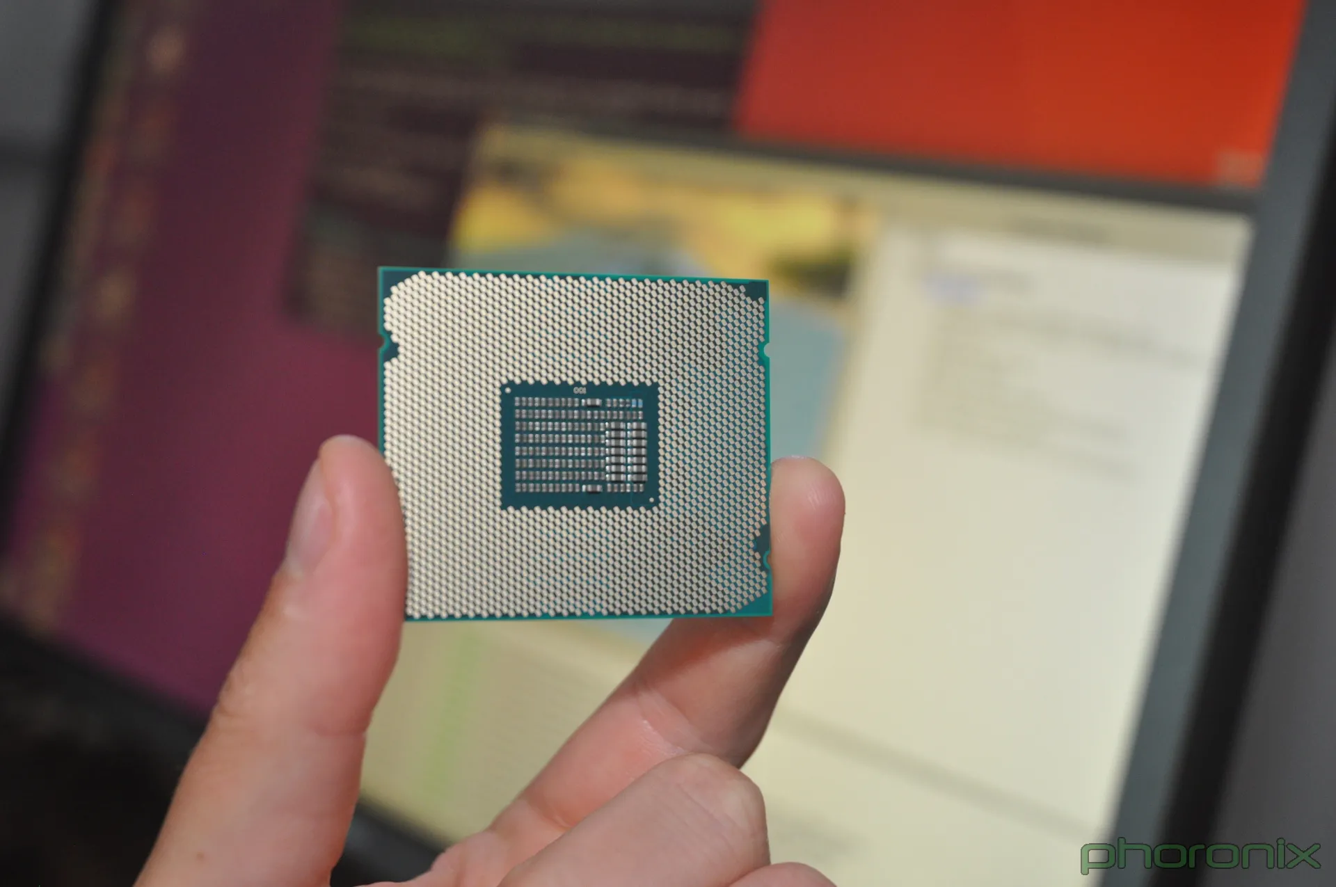 [Phoronix] Intel Core i7 7820X Linux Benchmarks Image (Intel 7820x 2)