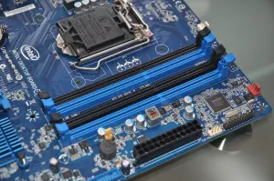 Intel DH87RL Haswell H87 Review - Phoronix