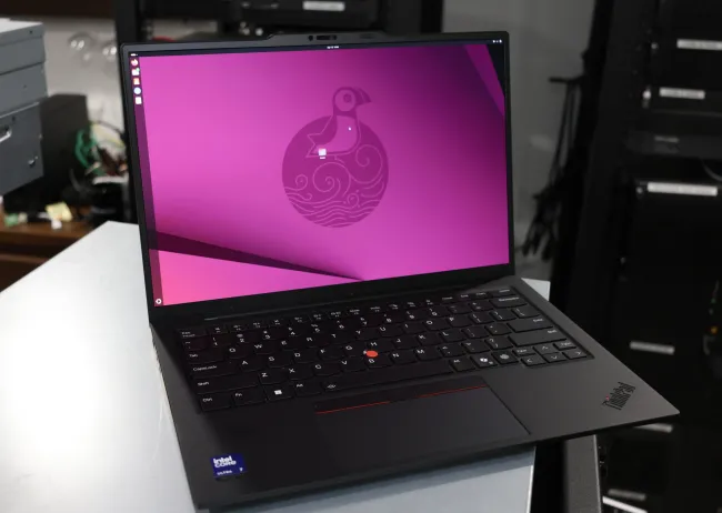 Lenovo ThinkPad X1 Carbon Gen 13 Aura Can Work Well As A Solid Linux ...