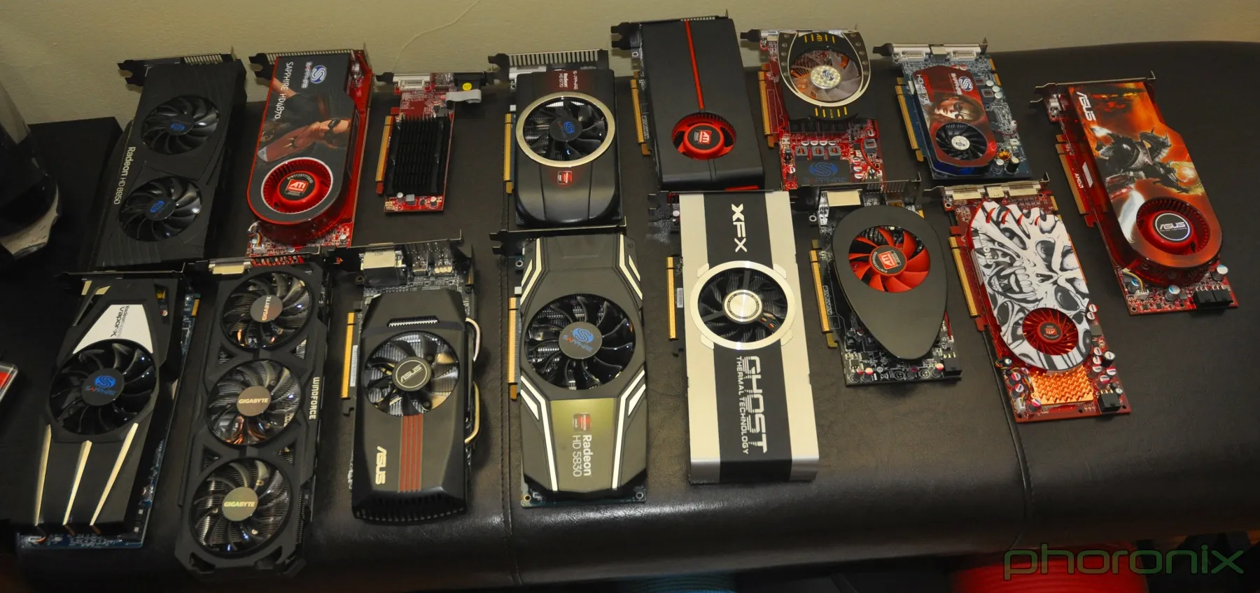 [Phoronix] 25-Way Open-Source Linux Graphics Card Comparison Image (Linux 2014 Opengpu1)