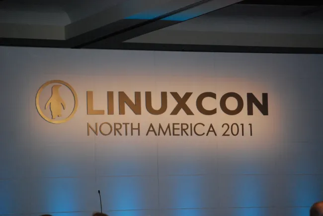 LinuxCon North America 2011 - Phoronix