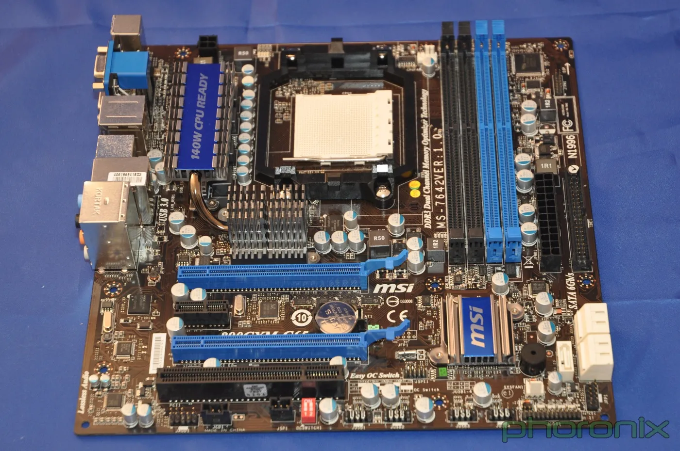 [Phoronix] MSI 890GXM-G65 Image (Msi 890gxm Mobo1)