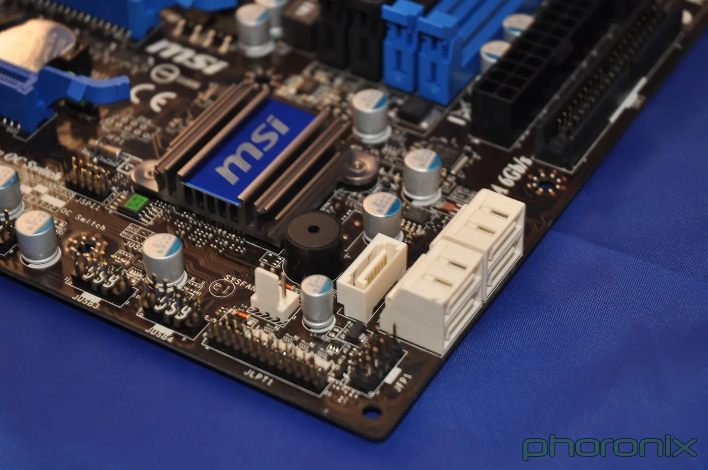 [Phoronix] MSI 890GXM-G65 Image (Msi 890gxm Mobo3)