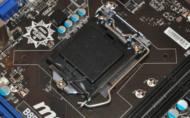 MSI B85M-P33: A Cheap Haswell Motherboard Review - Phoronix