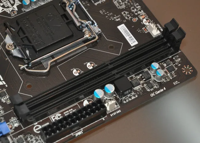 MSI B85M-P33: A Cheap Haswell Motherboard Review - Phoronix