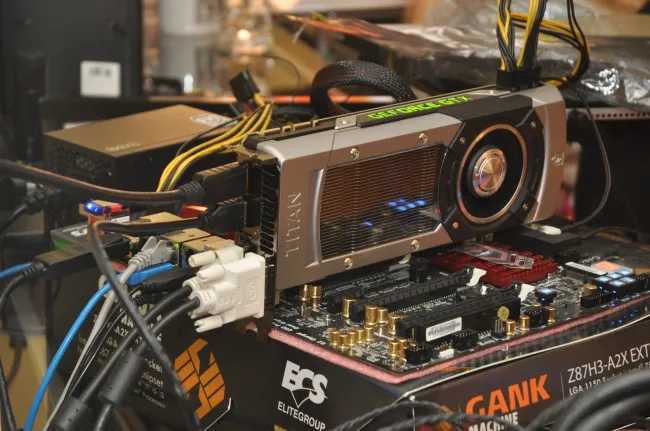 Quad-Monitor AMD/NVIDIA Linux Gaming: What You Need To Know - Phoronix