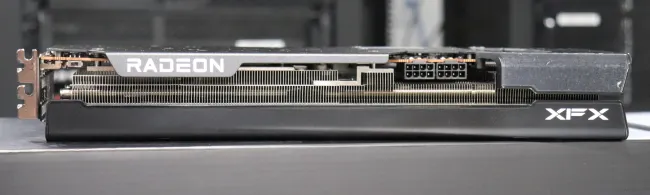 AMD Radeon RX 7800 XT & RX 7700 XT Linux Performance - Phoronix