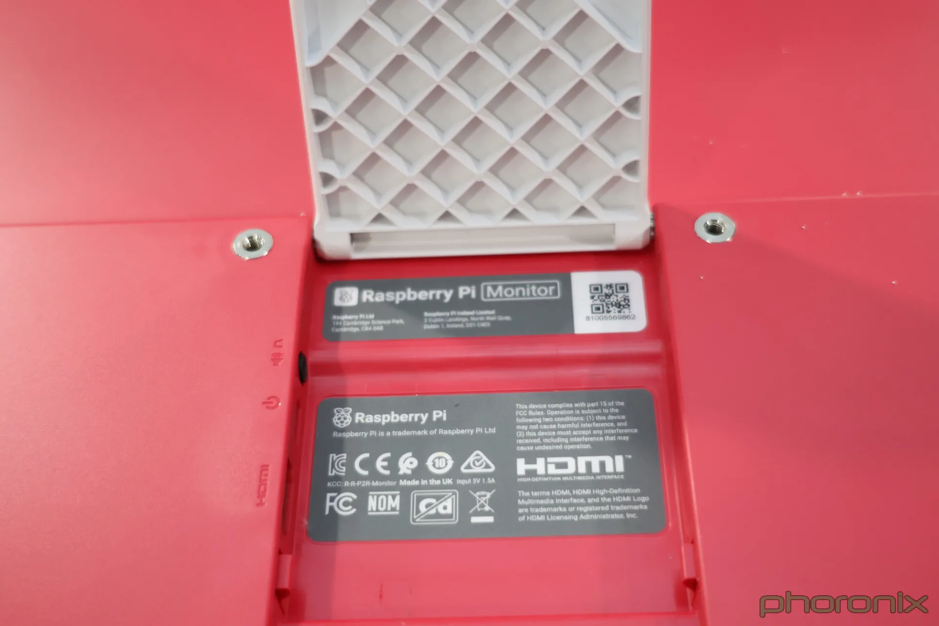 [Phoronix] Raspberry Pi Monitor Pairs Great With The Raspberry Pi 500 As A $100 Display Image ...