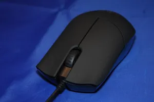Razer Salmosa Gaming Mouse Review - Phoronix