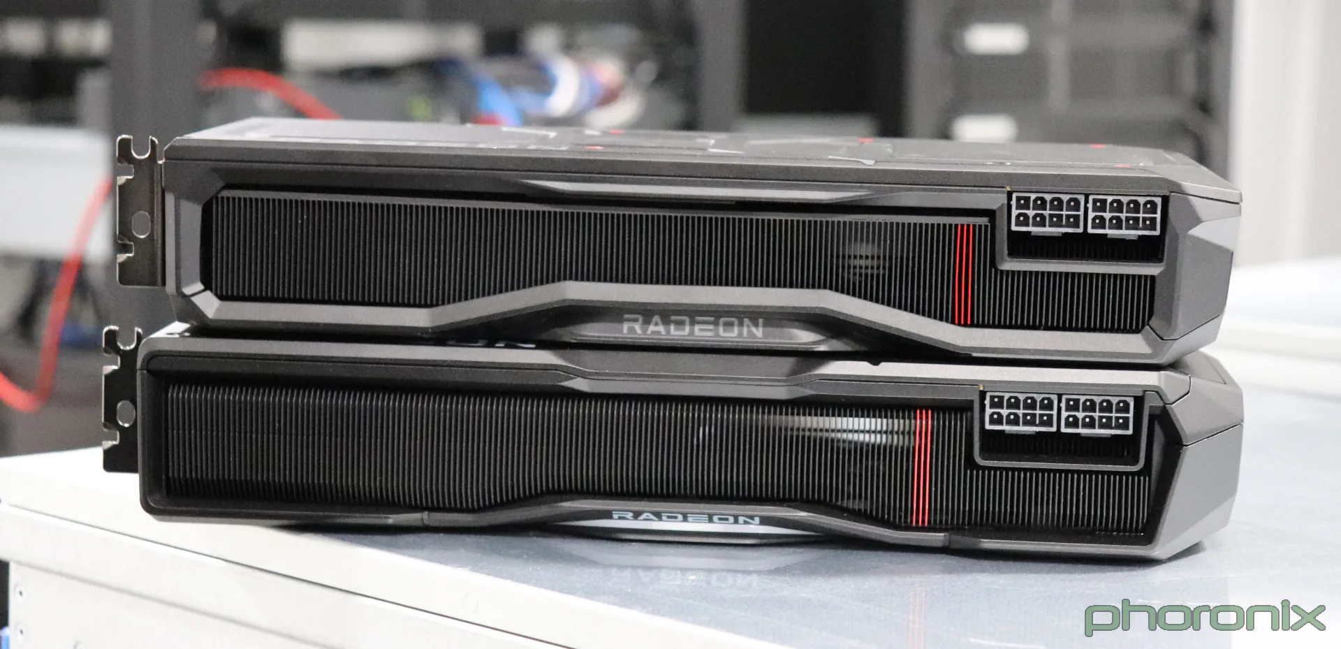 [Phoronix] AMD Radeon RX 7900 XTX + RX 7900 XT Linux Support ...