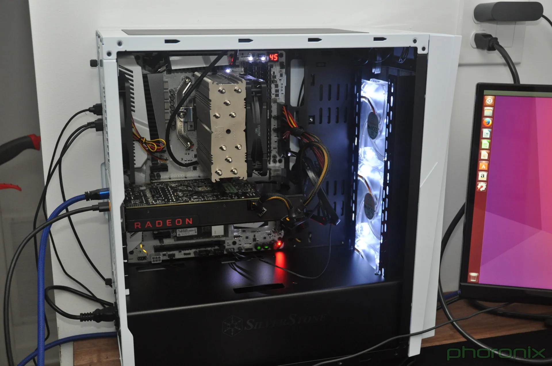 [Phoronix] SilverStone Redline RL06: An Interesting Budget ATX Case ...