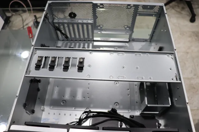 SilverStone RM51 Is A Nice 5U Chassis For Large Servers & Workstations ...