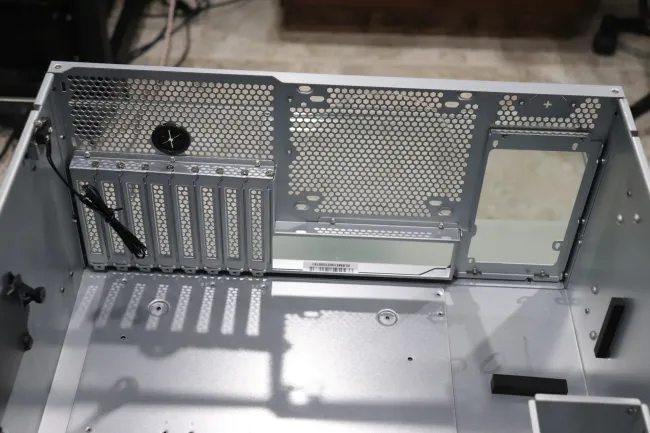 SilverStone RM51 Is A Nice 5U Chassis For Large Servers & Workstations ...