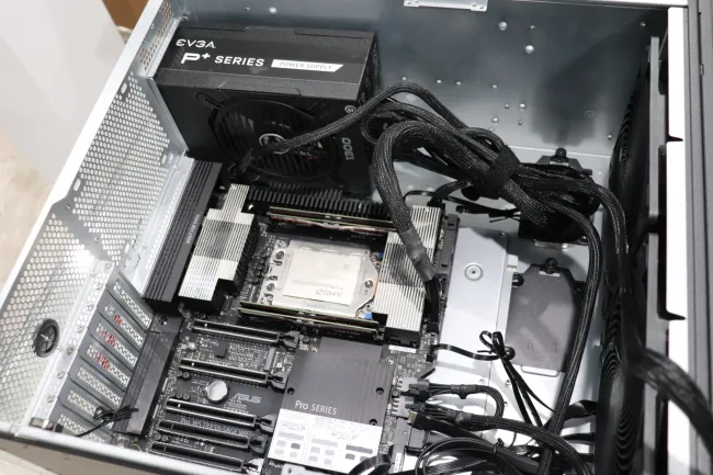 SilverStone RM51 Is A Nice 5U Chassis For Large Servers & Workstations ...