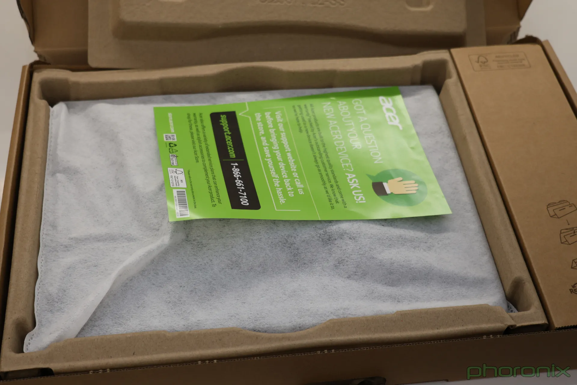 [Phoronix] Qualcomm Snapdragon X Elite Benchmarks On Ubuntu Linux vs ...