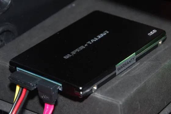 Super Talent MasterDrive OX SATA 2.0 SSD Review - Phoronix