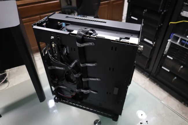 System76 Thelio Major Powered By AMD Ryzen Threadripper 7000 Series ...