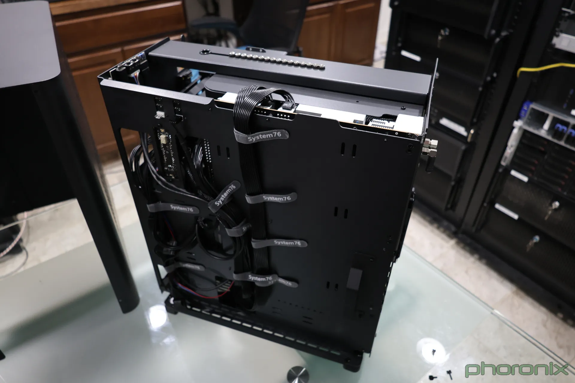 [Phoronix] System76 Thelio Major Powered By AMD Ryzen Threadripper 7000 ...