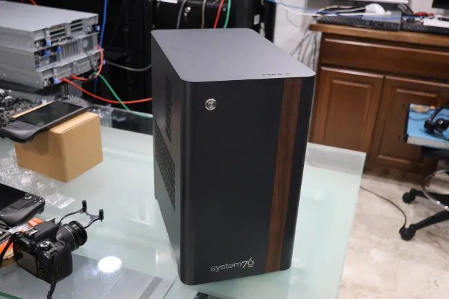 System76 Thelio Major Powered By AMD Ryzen Threadripper 7000 Series ...